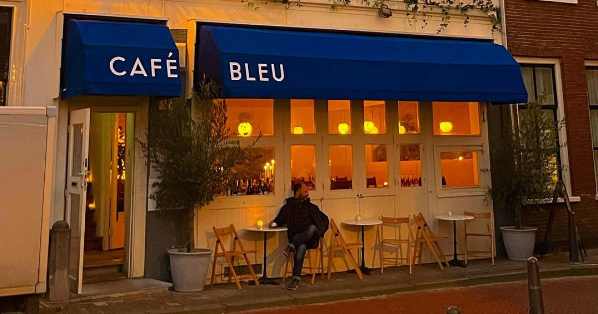 Mon dieu, tijd voor een fijn Frans diner bij het nieuwe Café Bleu ...