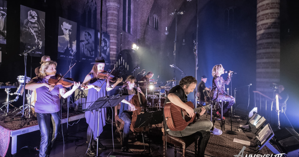 The Unplugged Experience - Tribute to MTV Unplugged | DenHaag.com